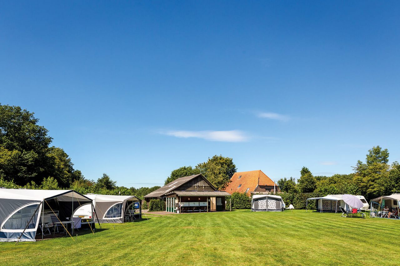 Minicamping De Houtwal | Caravannen!